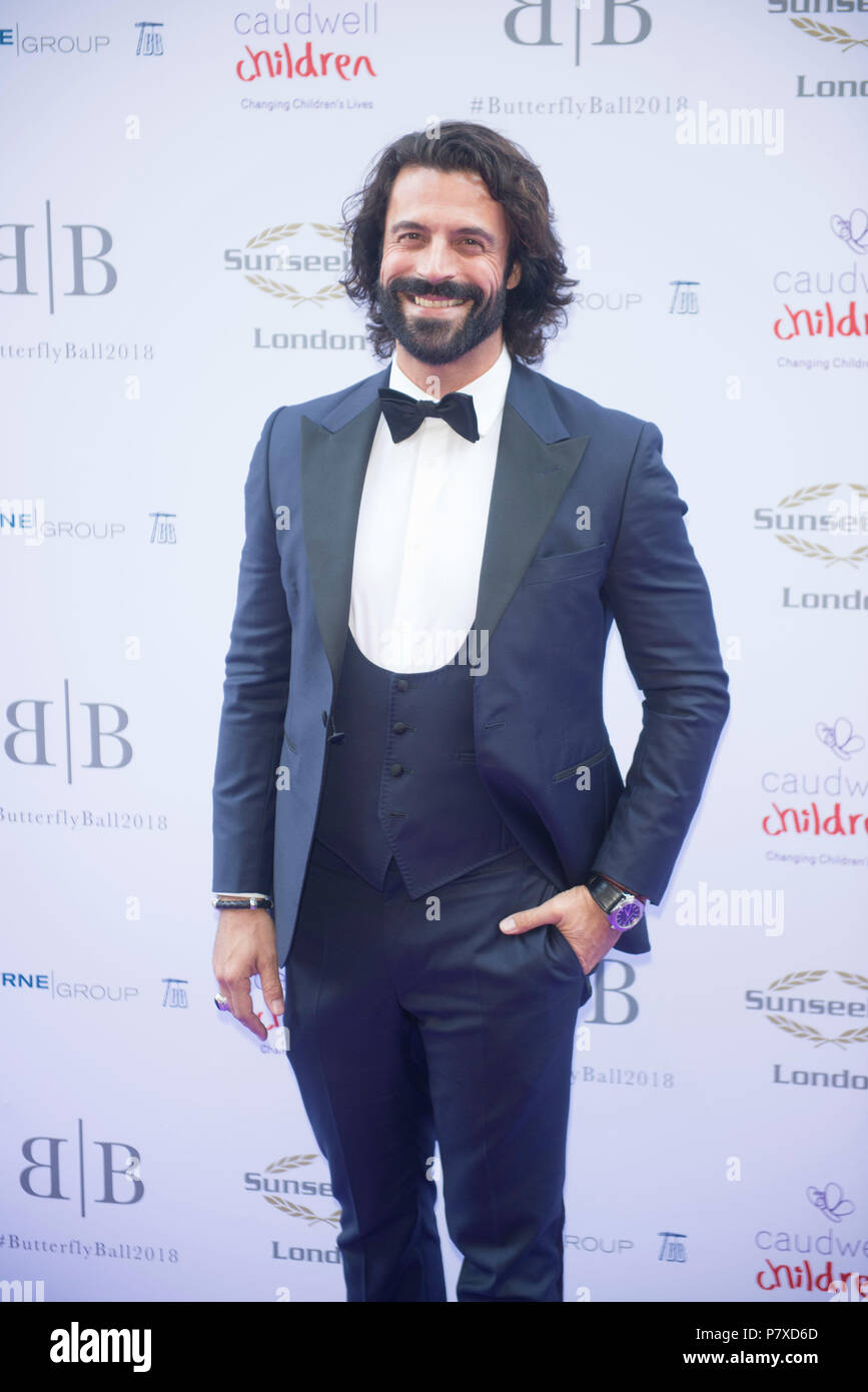 Christian vit hi-res stock photography and images - Alamy