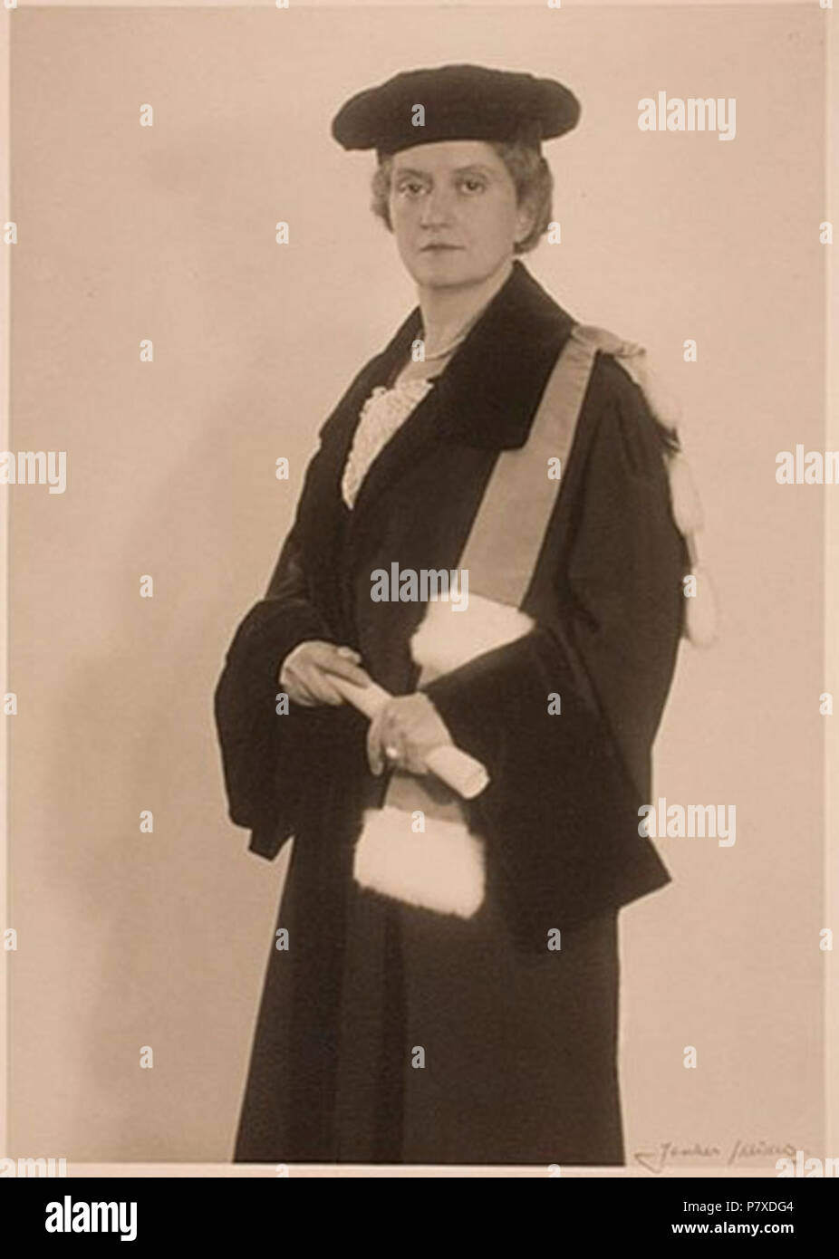 English: Sophia Antoniades (1895-1972), professor Greek literature in ...