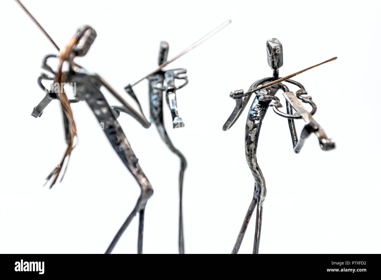Figures of music performers made with welded black metal wire ...