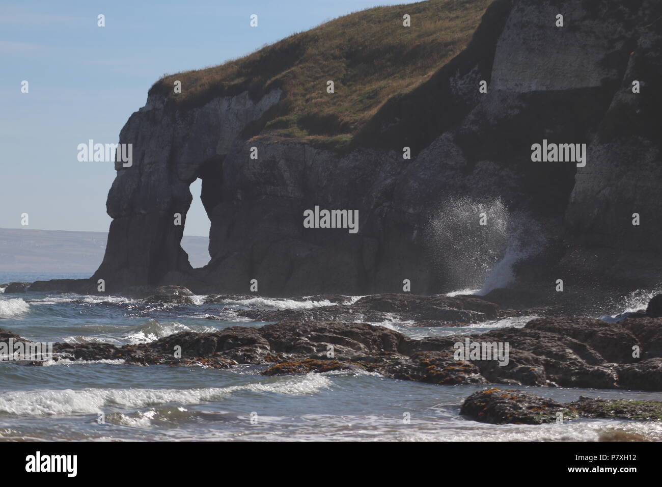 White rocks hi-res stock photography and images - Alamy