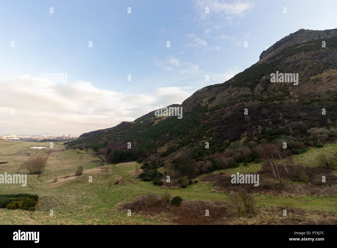 Arthur seat edinburgh scotland hi-res stock photography and images - Alamy