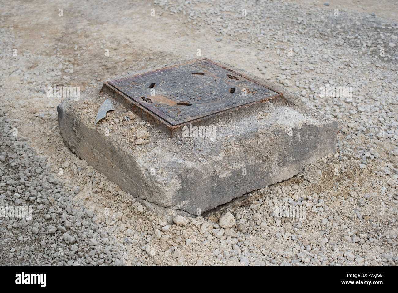 Large manhole cover hi-res stock photography and images - Alamy