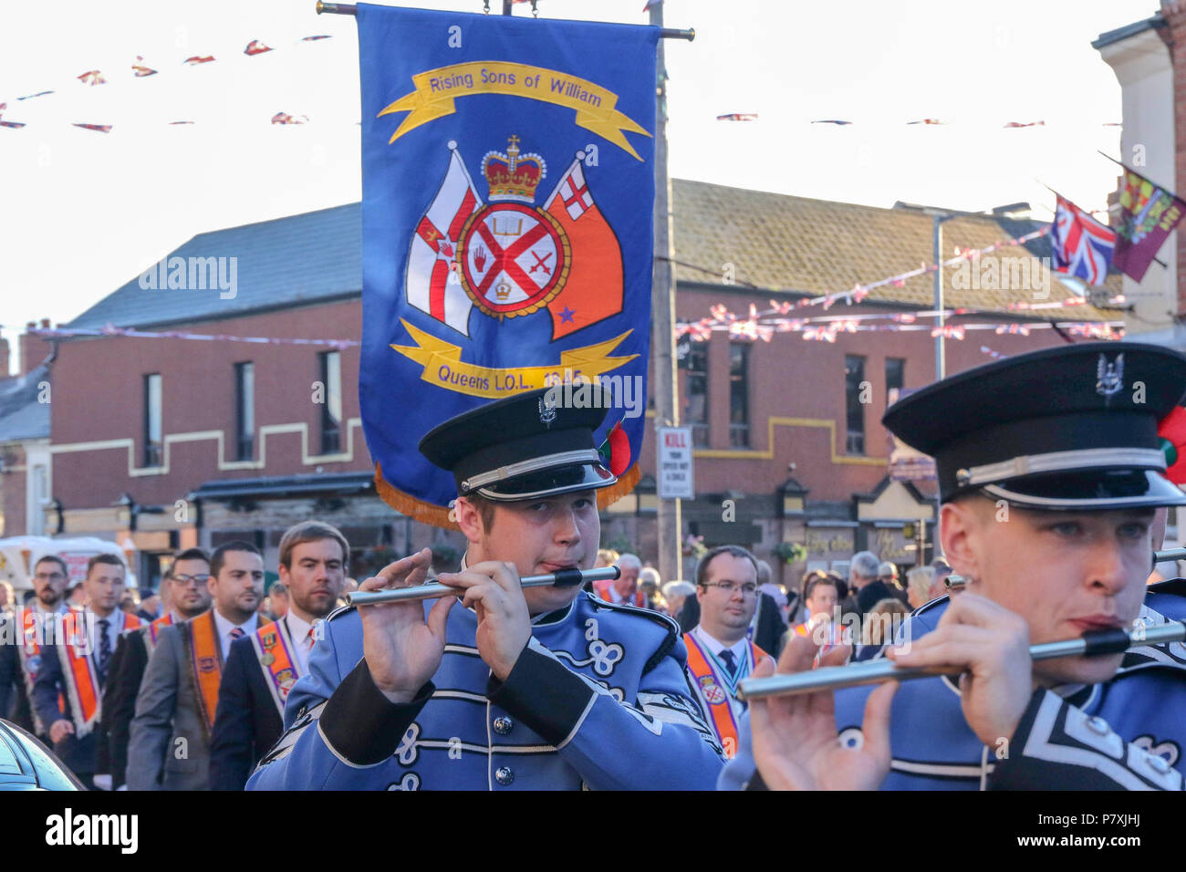 Orange lodges marching hi-res stock photography and images - Alamy