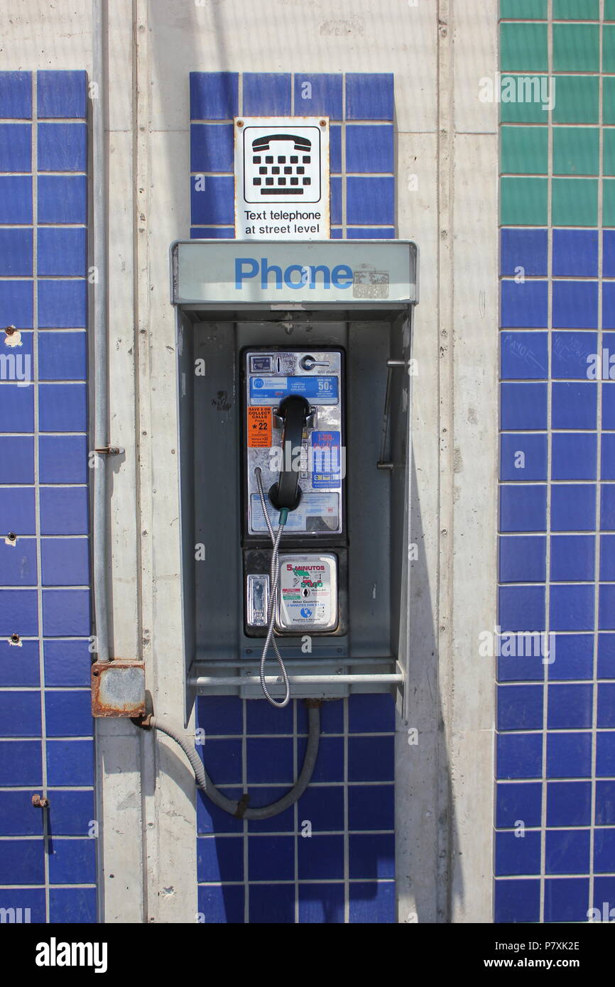 CTA Blue Line Train Cumberland Station in Park Ridge, Illinois Stock ...