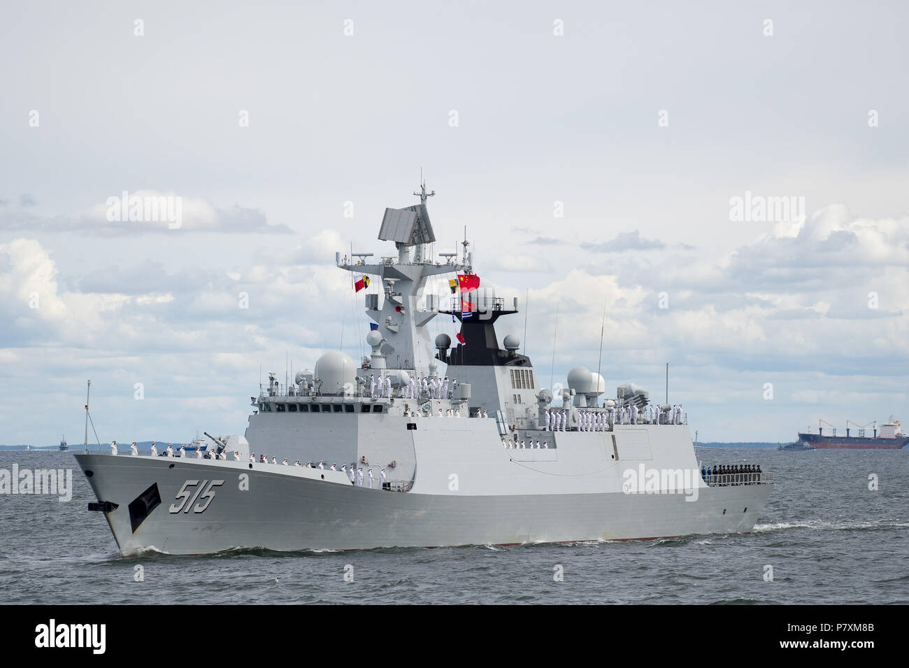 Type 054a frigate hi-res stock photography and images - Alamy