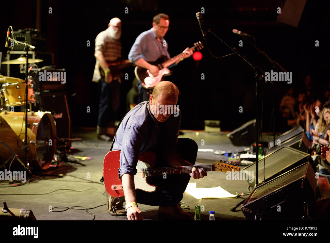 Stage cake hi-res stock photography and images - Alamy