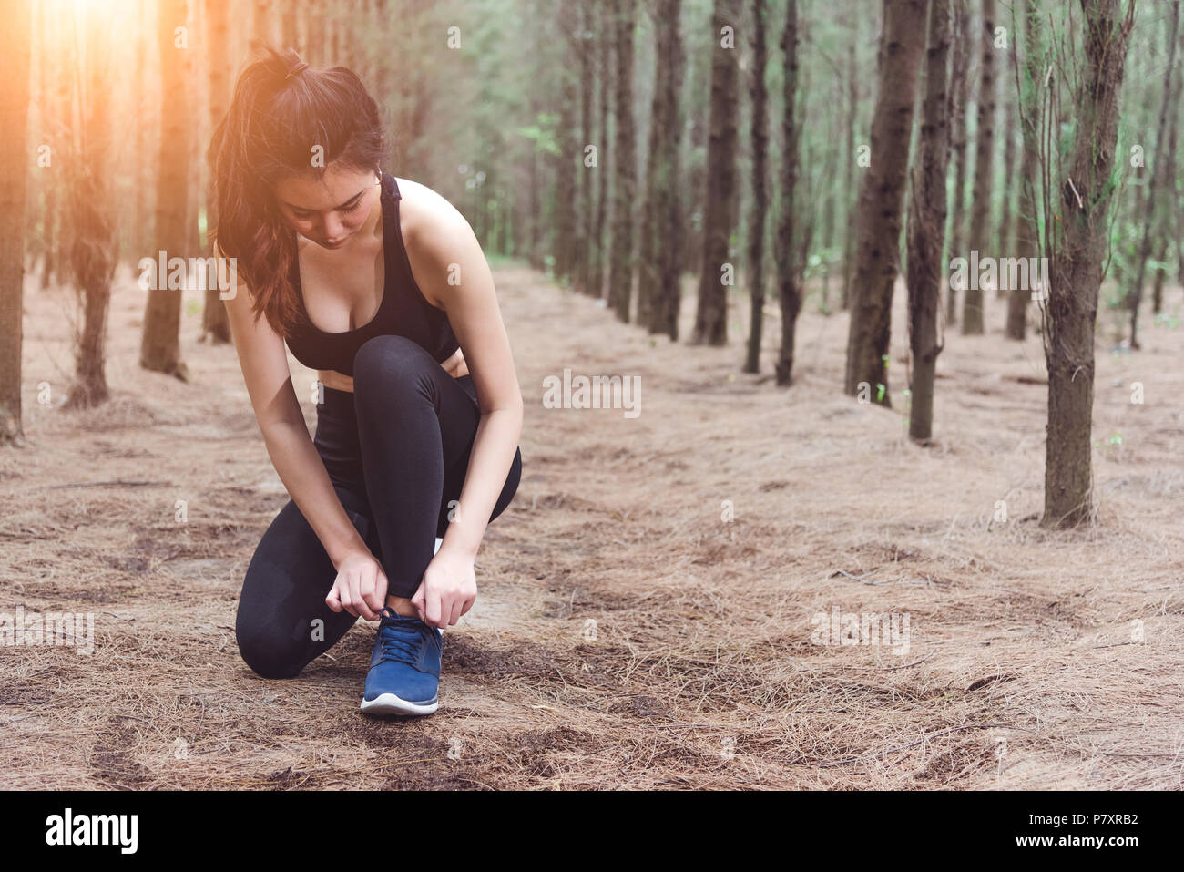 Rope tying hi-res stock photography and images - Alamy