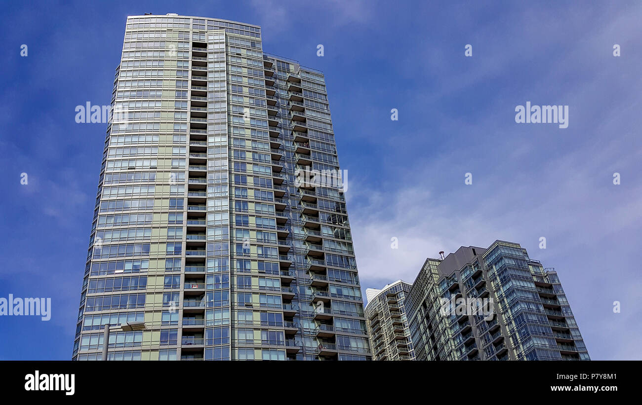 Close up of city buildings window hi-res stock photography and images ...