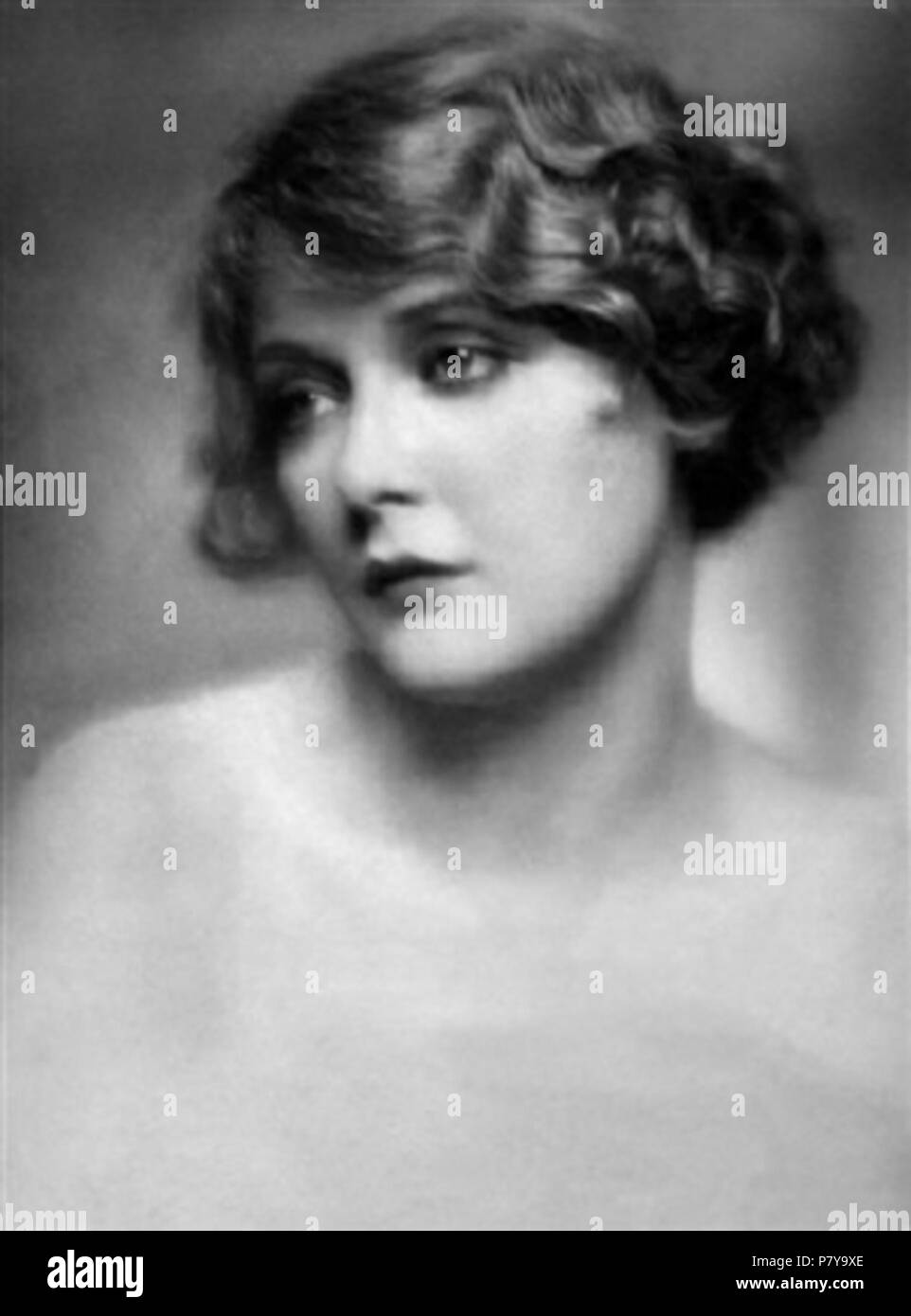 Mary nolan hi-res stock photography and images - Alamy