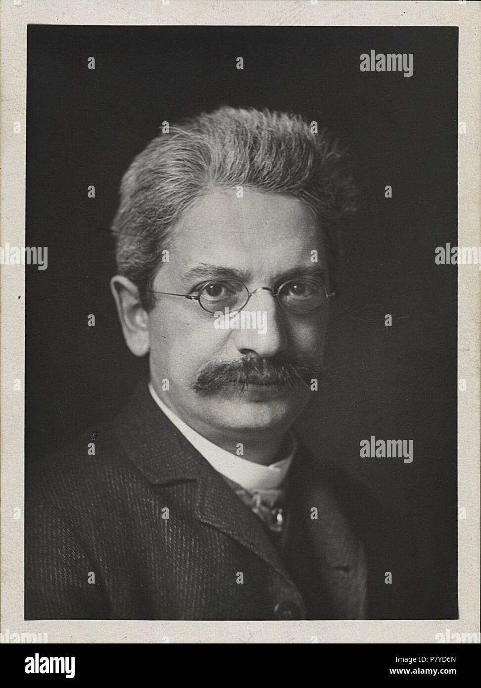 . Hurwitz, Adolf (1859-1919) circa 1892 149 ETH-BIB-Hurwitz, Adolf ...