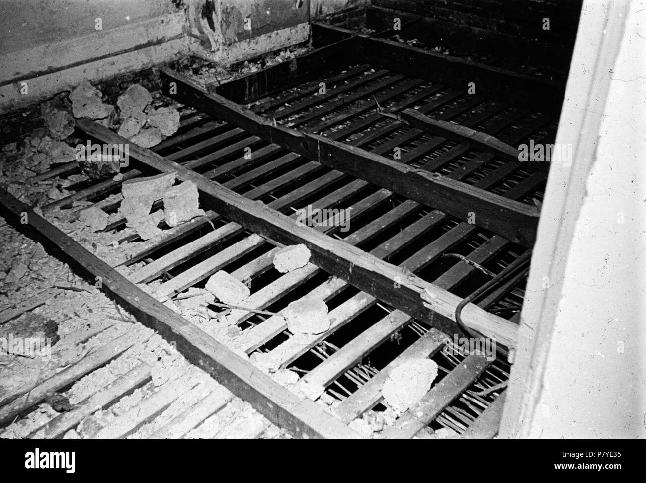 . Huizinga collectie hongerwinter - NIOD - 217120. Nederlands: Foto uit ...