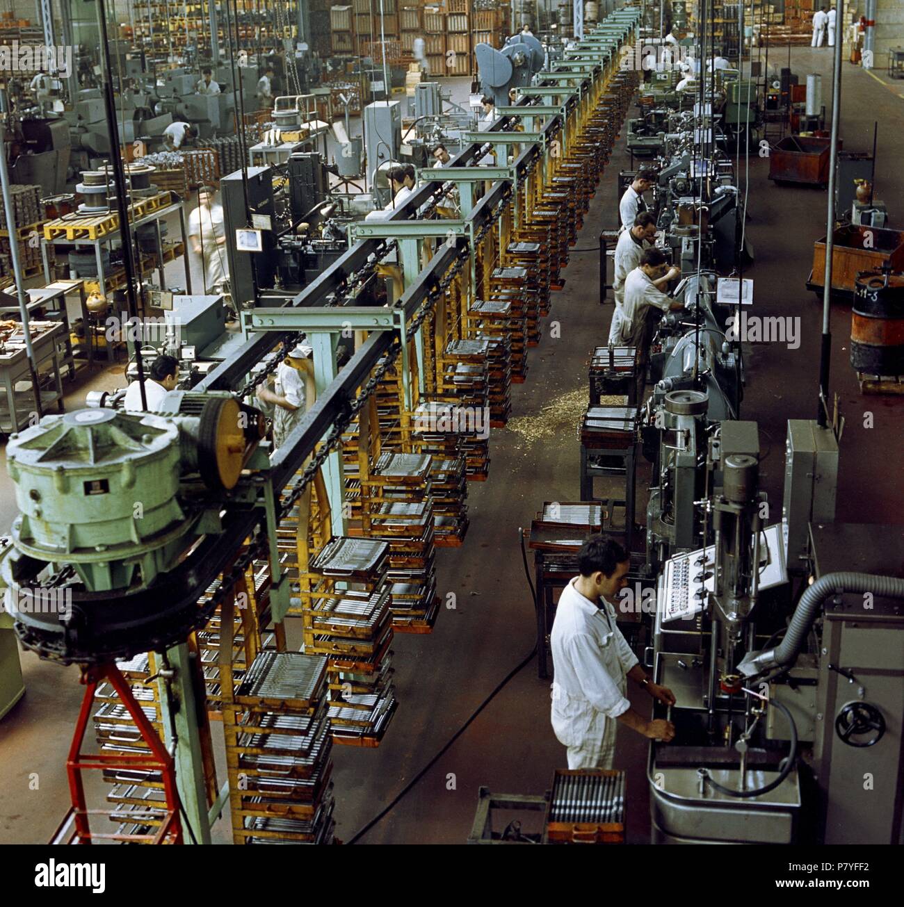 NAVE INDUSTRIAL (MOTORES). Location: FEMSA, SPAIN Stock Photo - Alamy