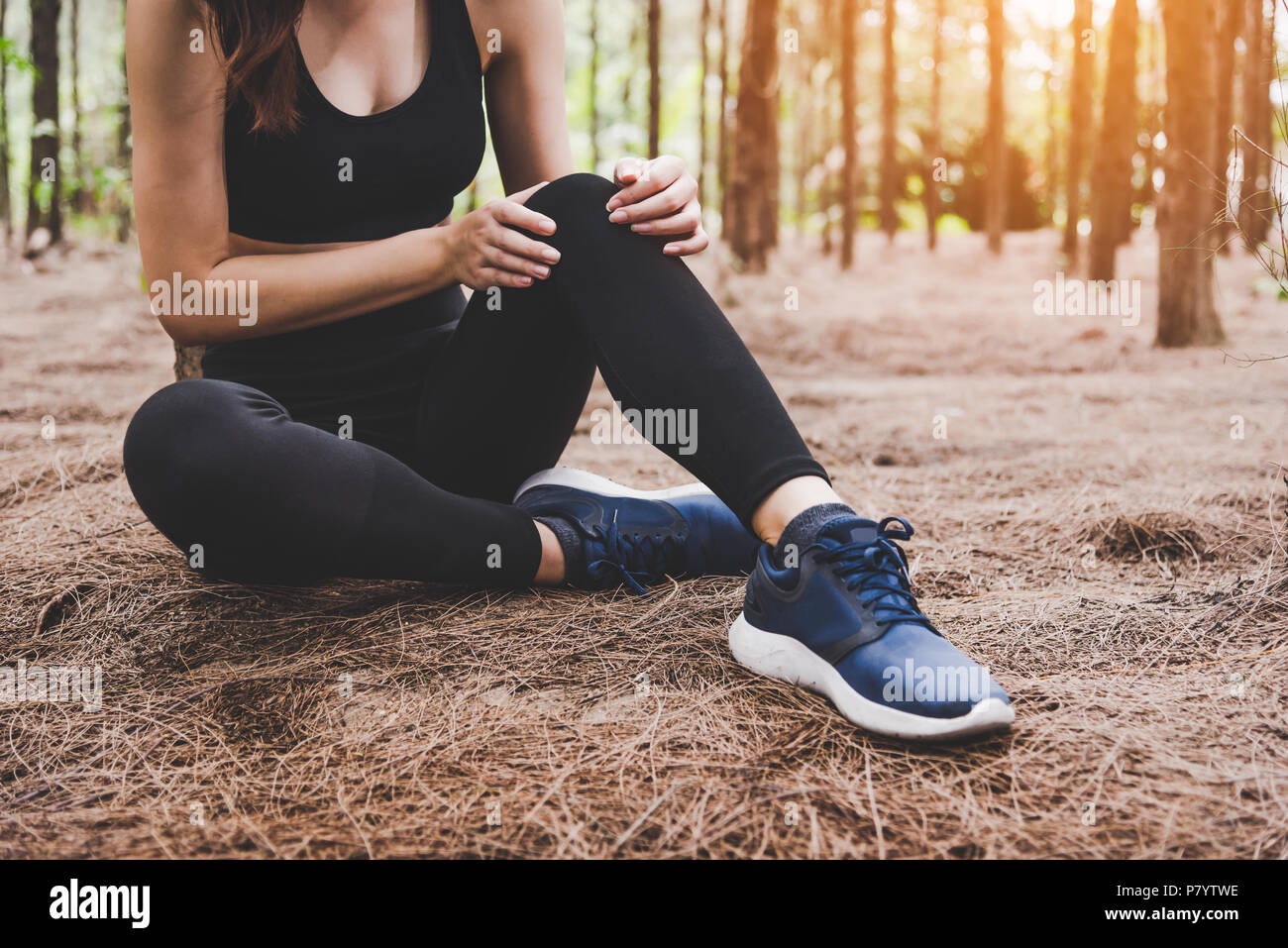 Sport accident girl hi-res stock photography and images - Alamy