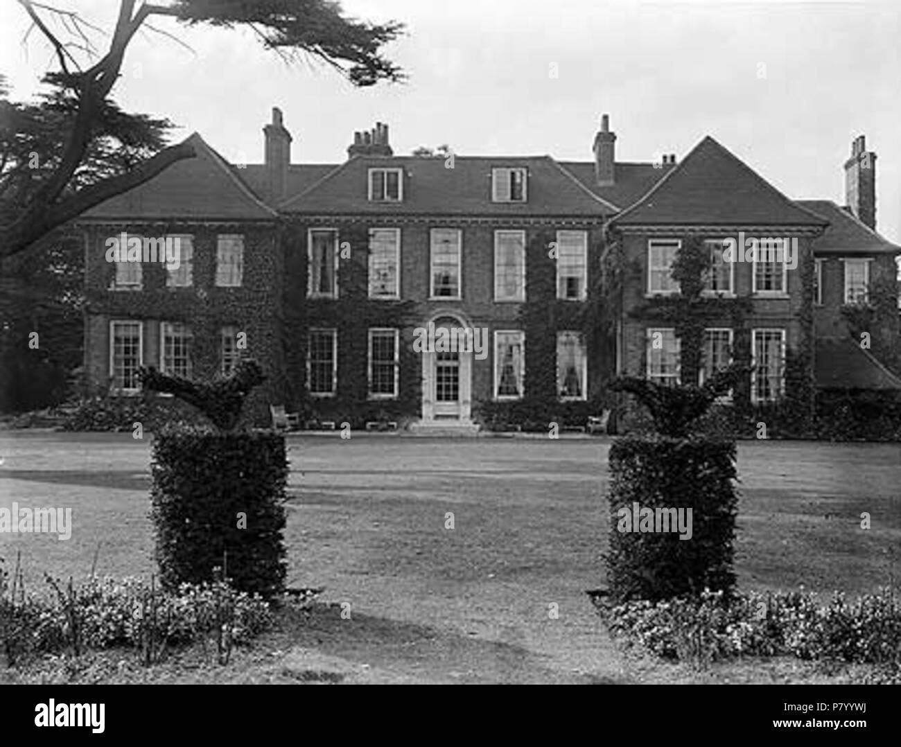 English: Black and white photograph of the Manor House, Ham Street ...
