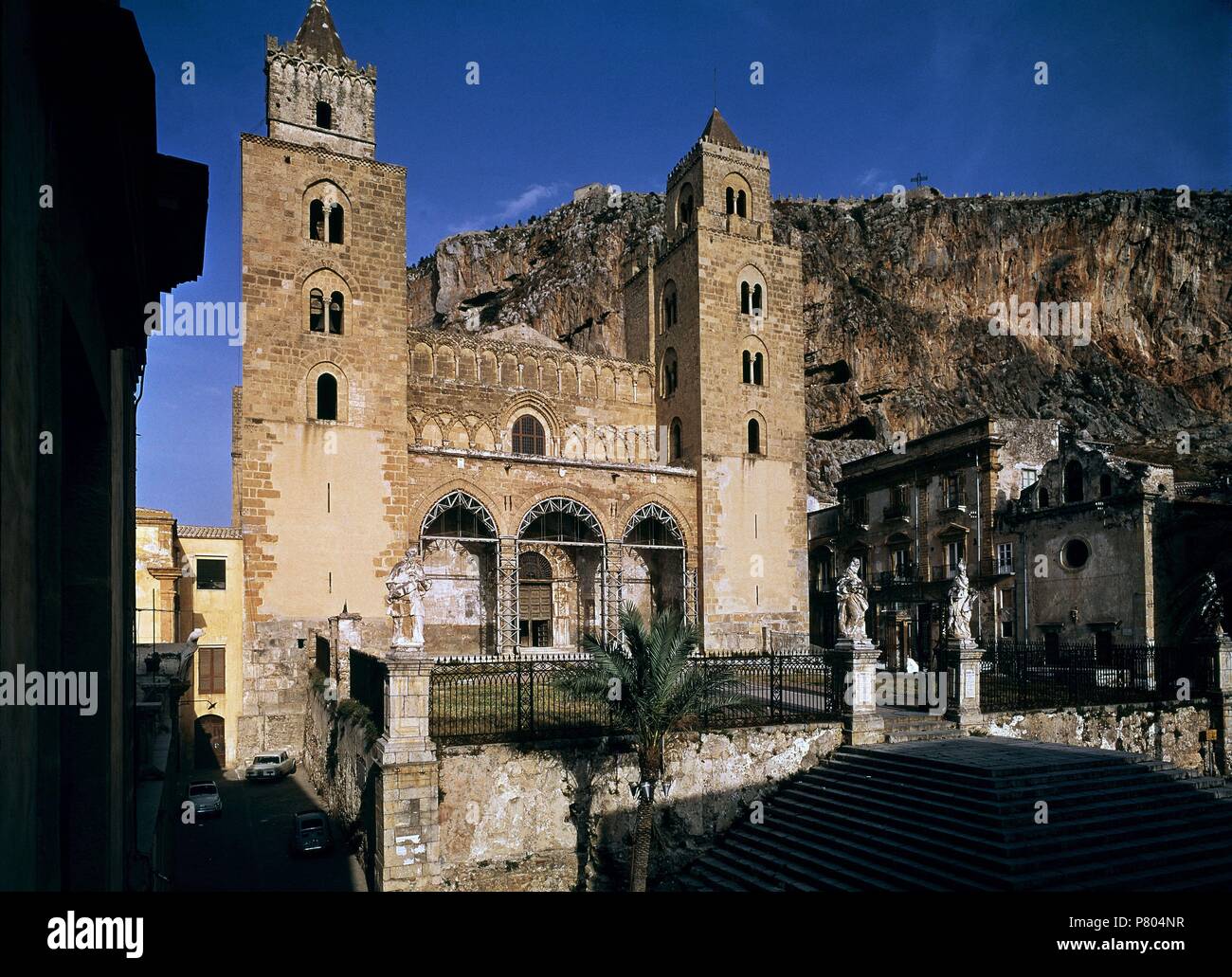 Roger ii of sicily hi-res stock photography and images - Alamy