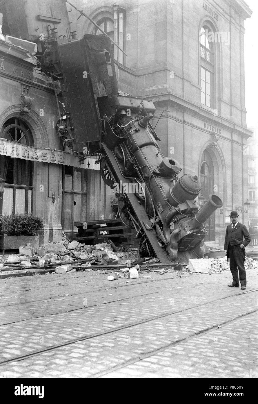 Italiano: Montparnasse trainwreck . 22 October 1895 277 Montparnasse ...