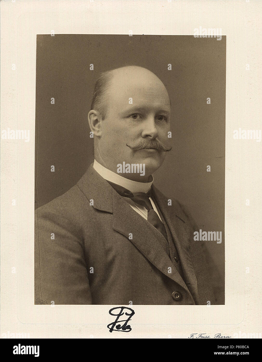 1935 circa hi-res stock photography and images - Alamy