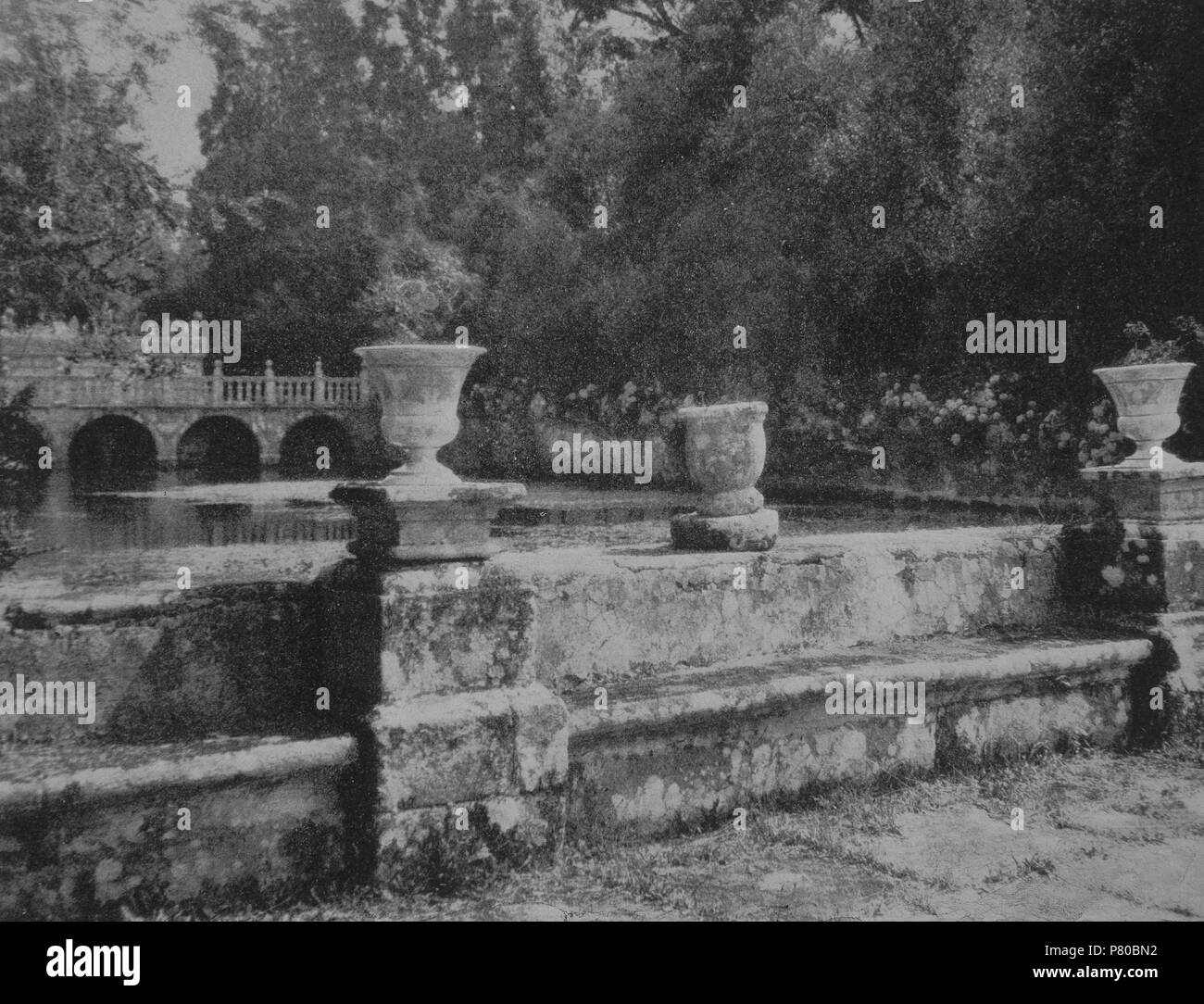 JARDINES DEL PAZO 1926-34. Location: PAZO DE LA OCA, OCA, SPAIN Stock ...