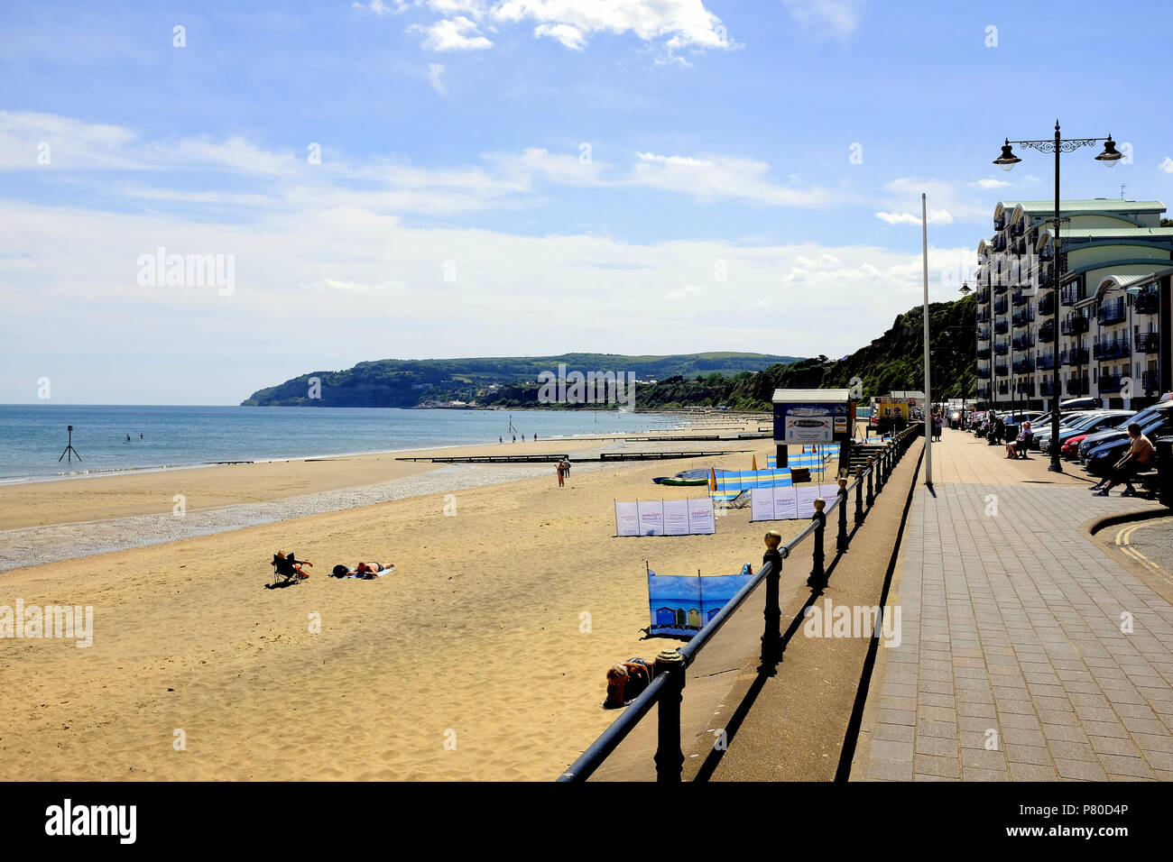 Shanklin beach seafront isle wight hi-res stock photography and images ...