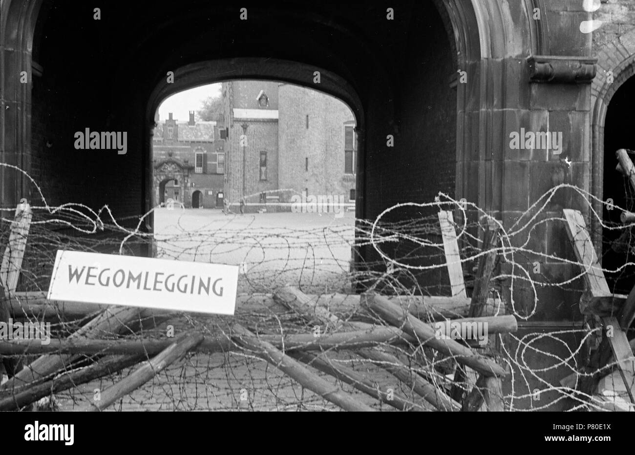 . Huizinga collectie Duitse overgave - NIOD - 216800. Nederlands: Foto ...