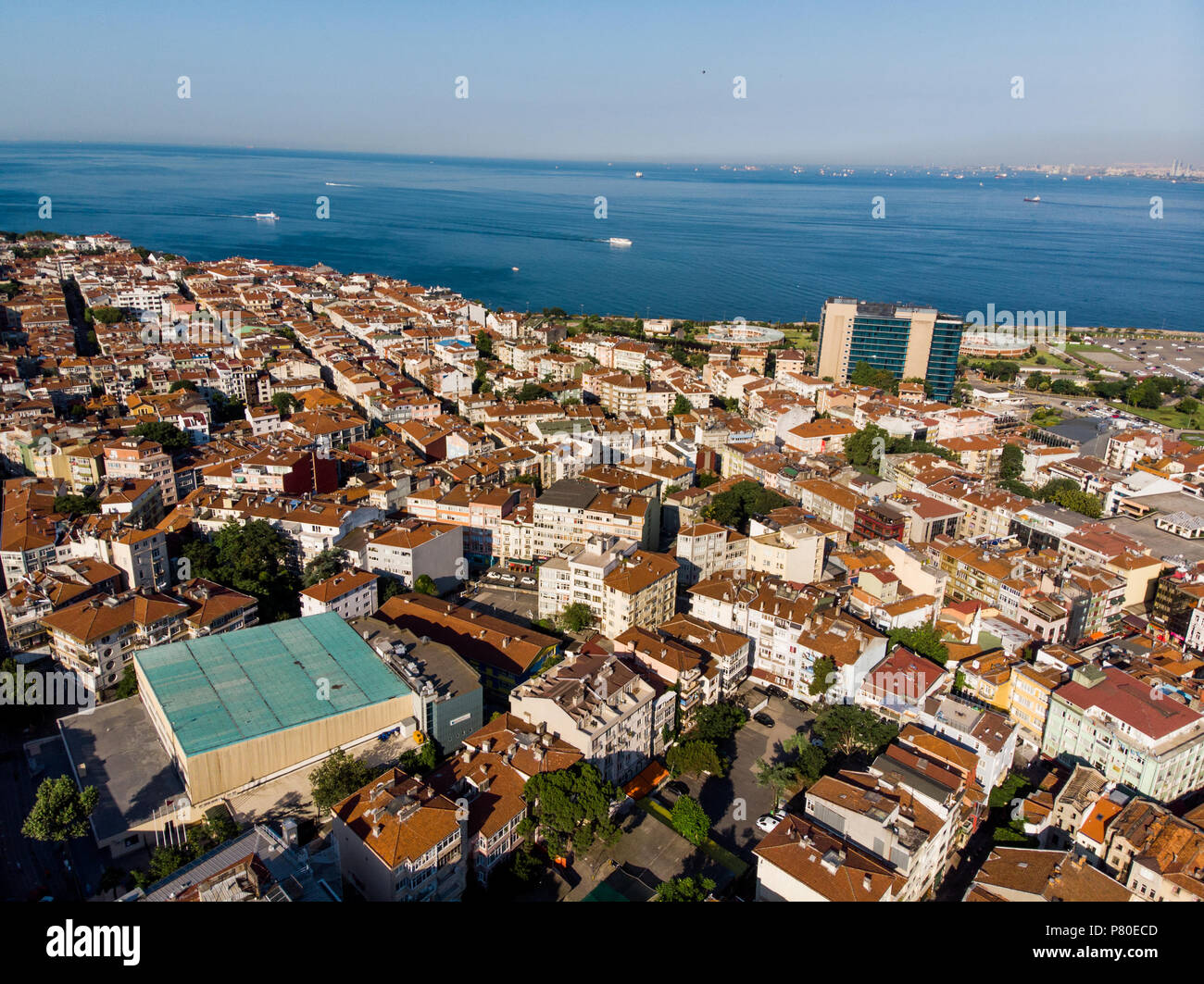 Istanbul kadikoy moda hi-res stock photography and images - Alamy
