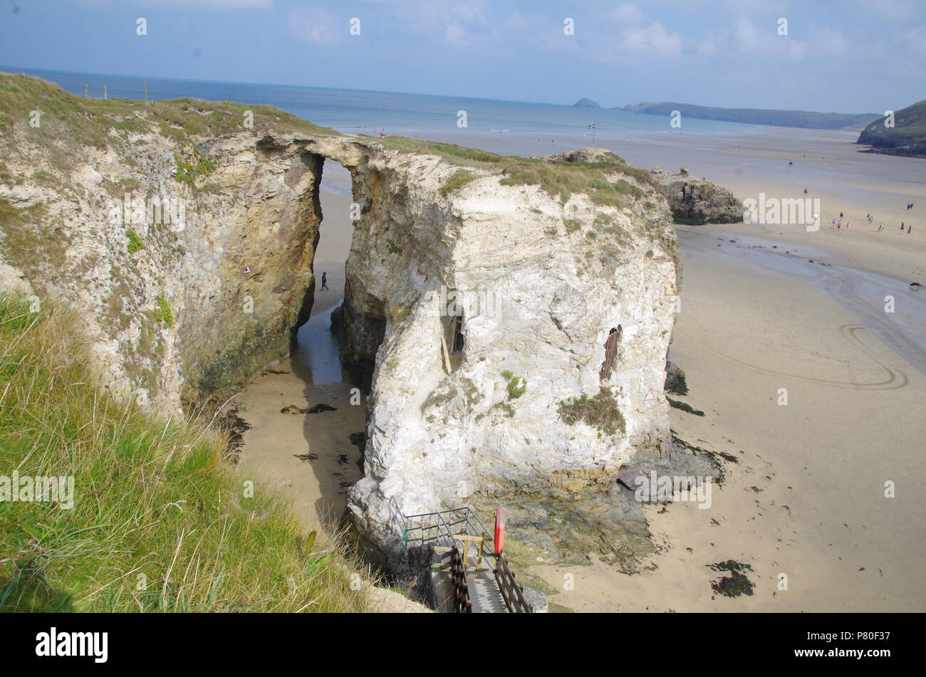 South west coast path. John o' groats (Duncansby head) to lands end ...