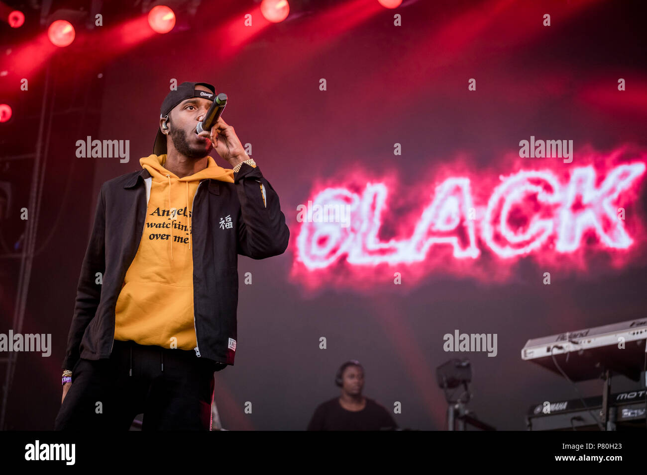 6lack rapper hi-res stock photography and images - Alamy