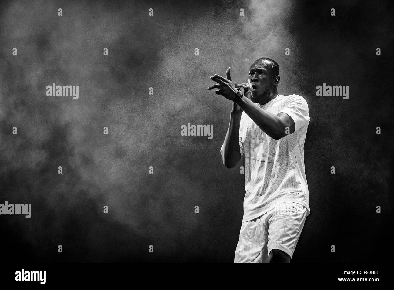 Stormzy live Black and White Stock Photos & Images - Alamy
