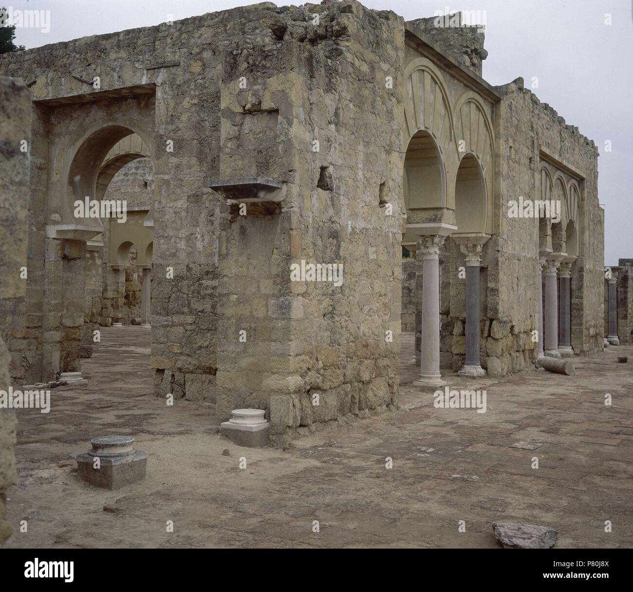 RUINAS DE MEDINA AZAHARA - SIGLO X. Location: MEDINA AZAHARA / MADINAT ...