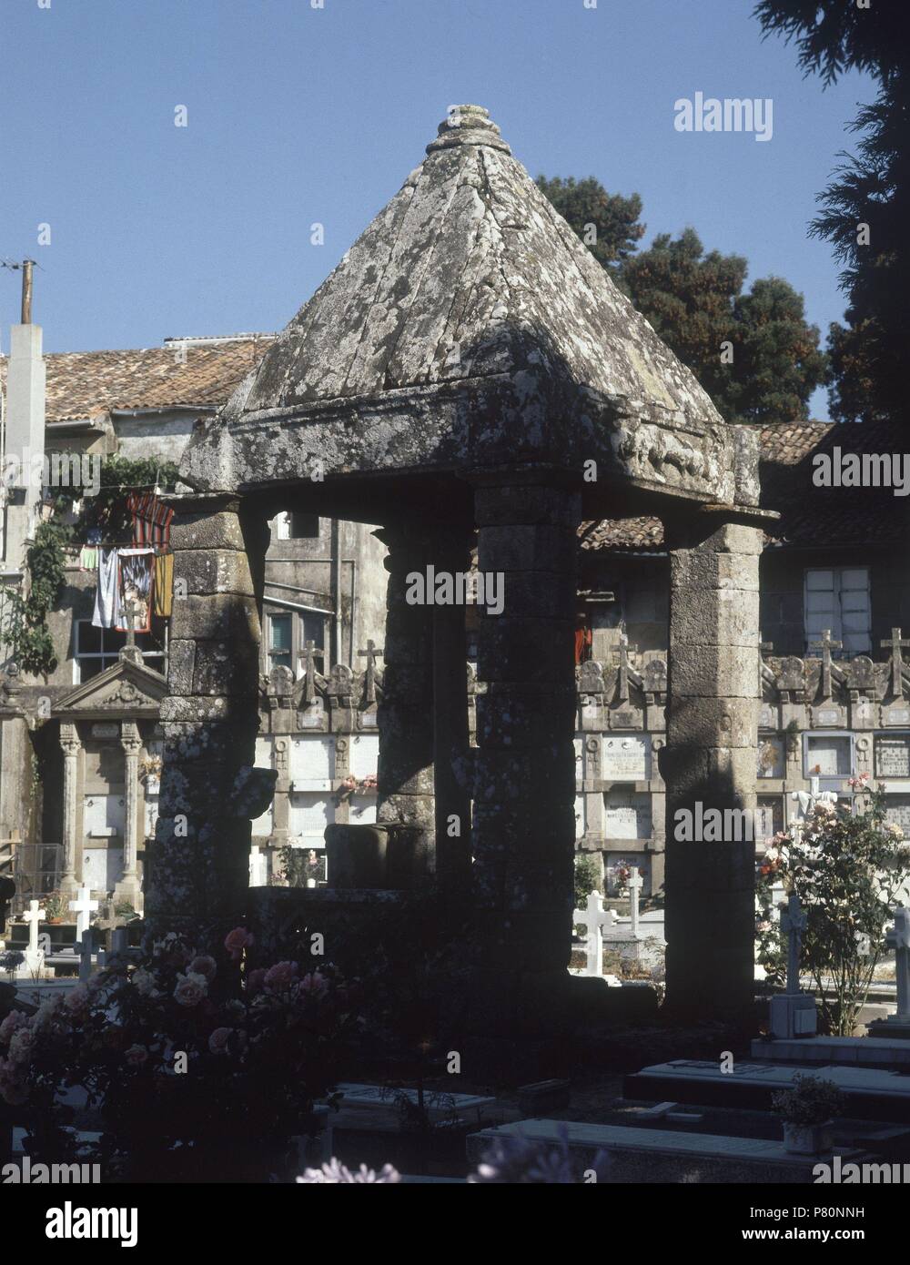 Cuatro Columnas High Resolution Stock Photography and Images - Alamy