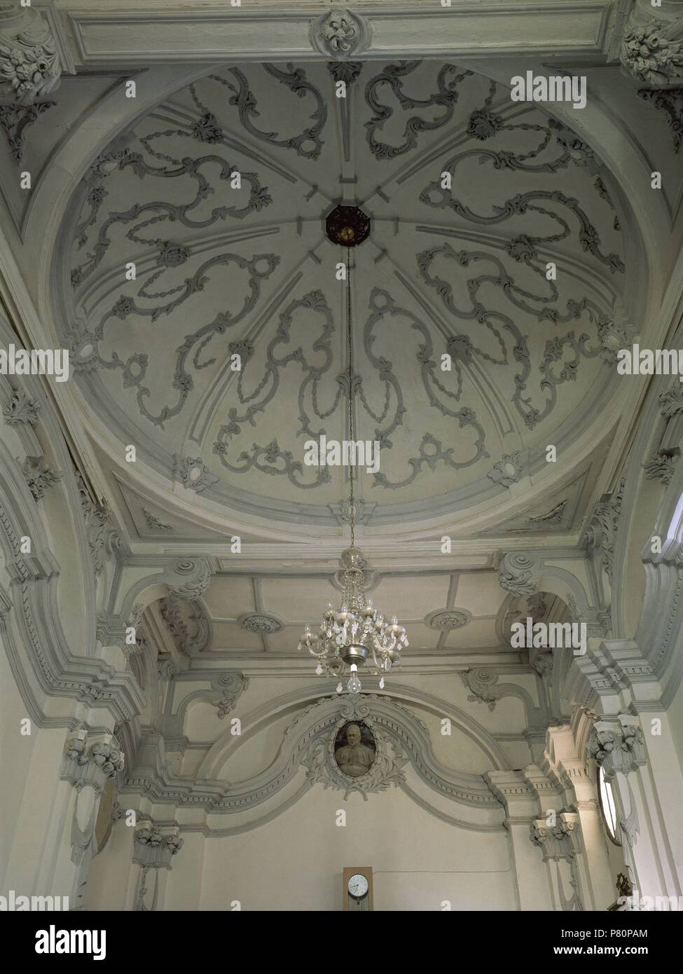 Bóveda barroca hi-res stock photography and images - Alamy