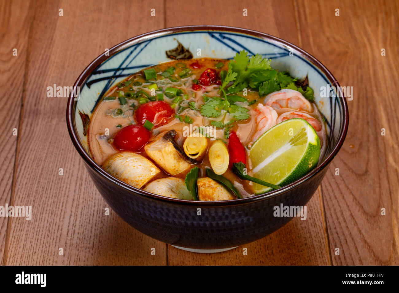 Thai Tom Yam soup with prawn Stock Photo - Alamy