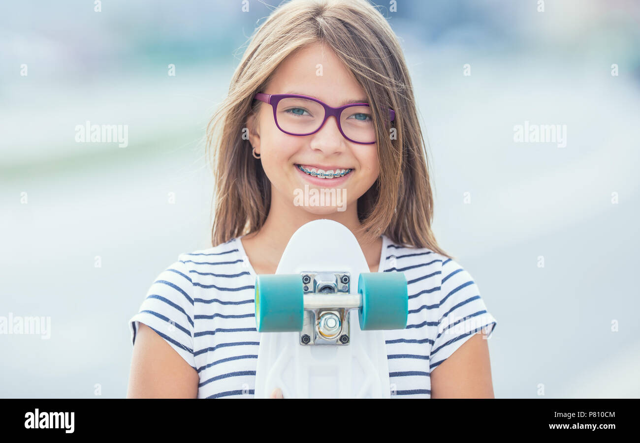 Geek braces hi-res stock photography and images - Alamy