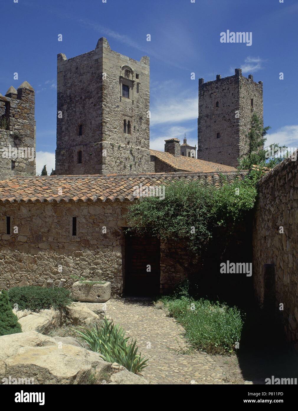 Torreones hi-res stock photography and images - Alamy