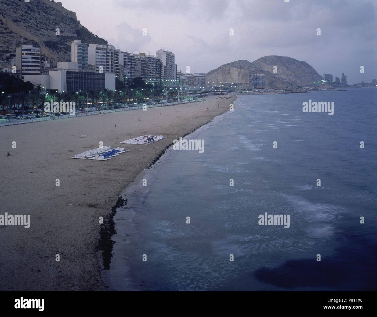 PLAYA AL ATARDECER. Location: EXTERIOR, SPAIN Stock Photo - Alamy