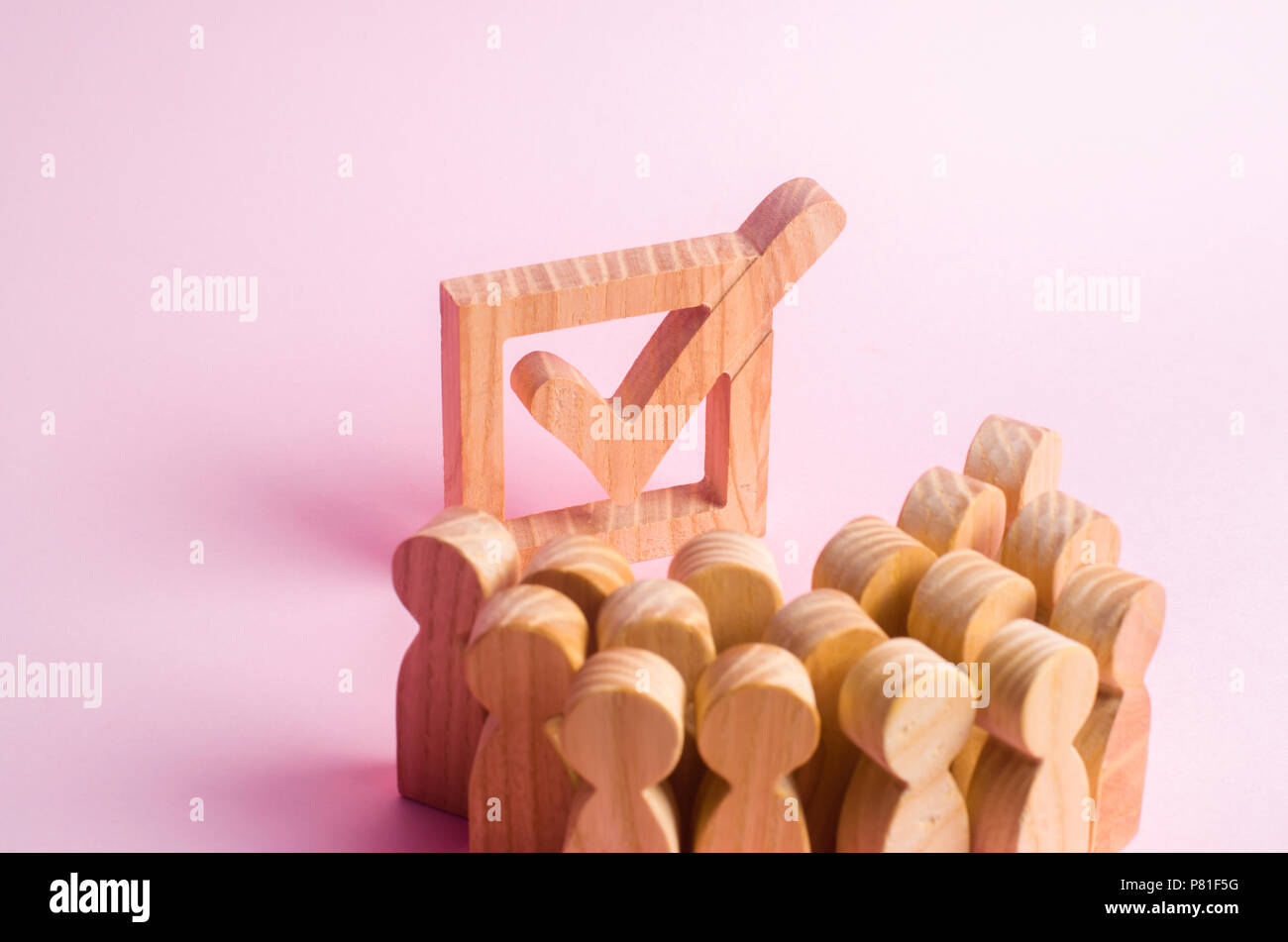 Survey box card hi-res stock photography and images - Alamy