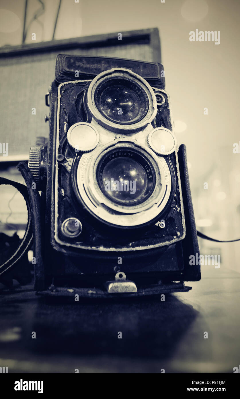 Traditional cameras were preserved in a museum Stock Photo - Alamy