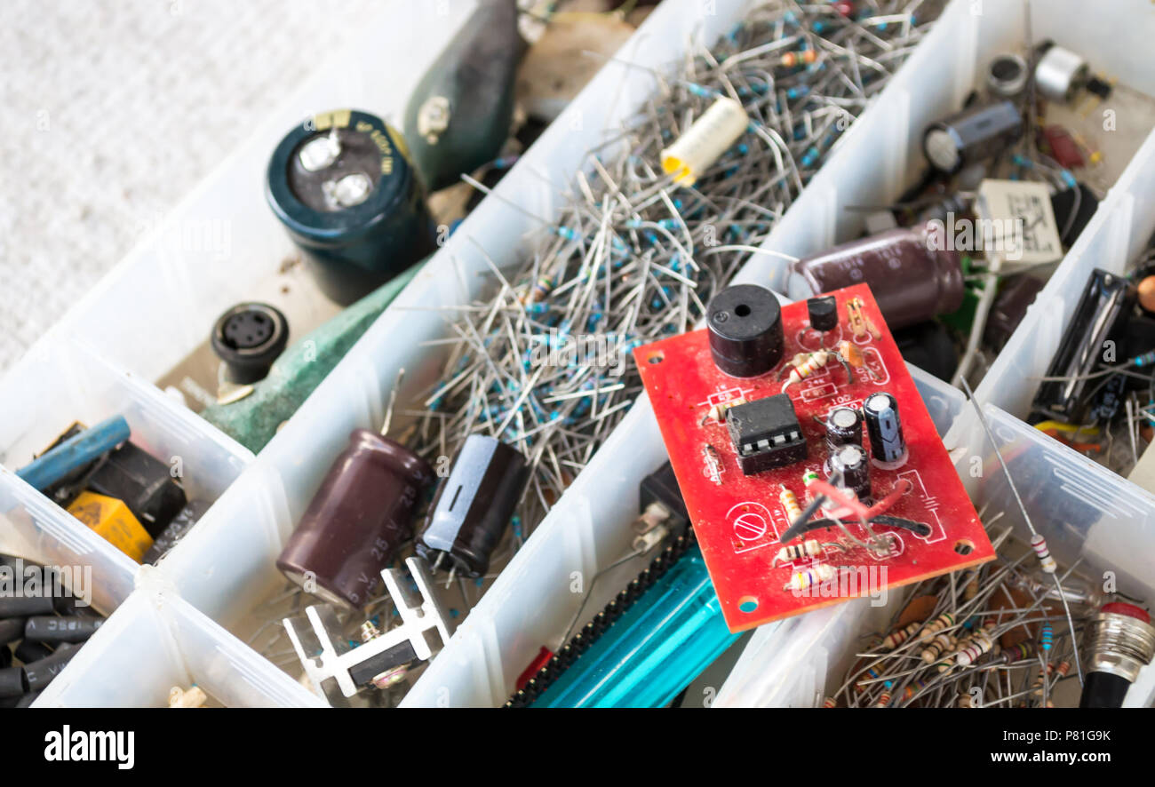 Electrical resistors hi-res stock photography and images - Alamy