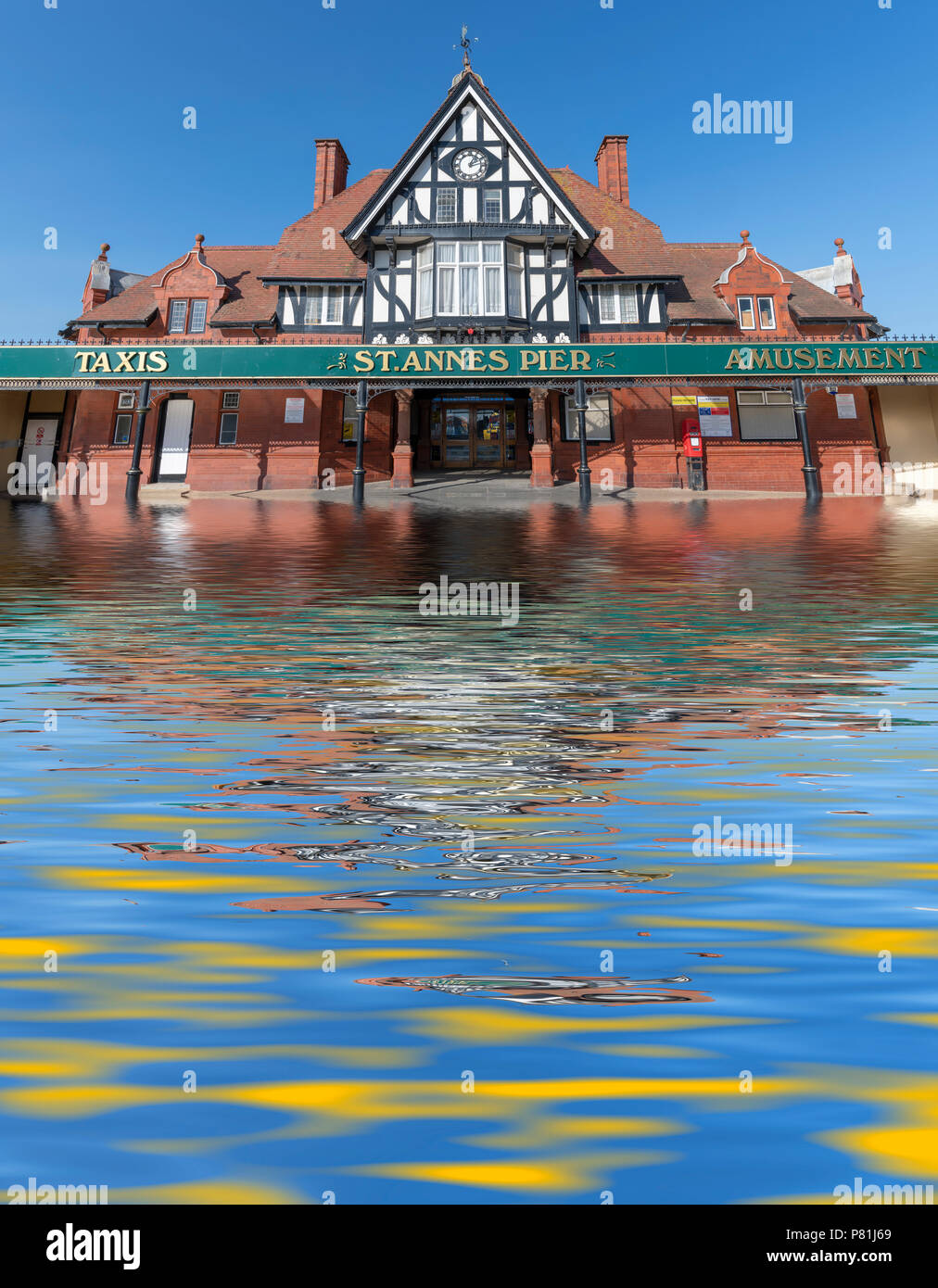 St annes on sea hi-res stock photography and images - Alamy