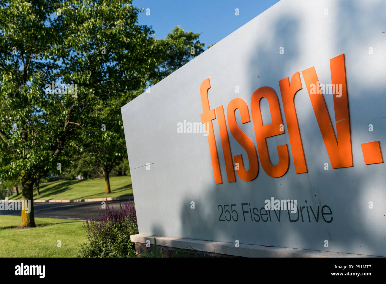 Brookfield logo hi-res stock photography and images - Alamy
