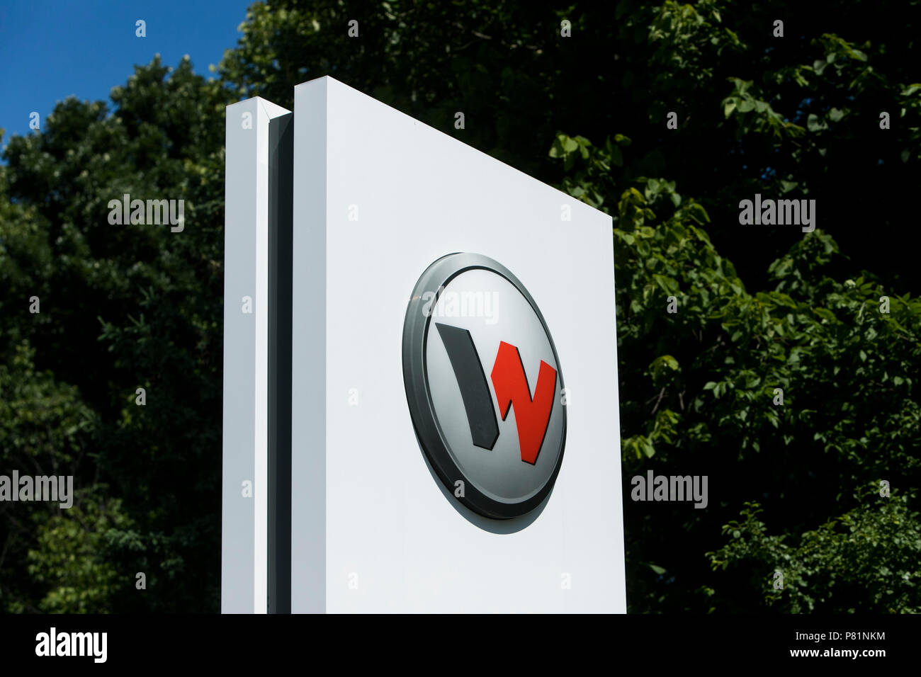 Wacker neuson logo hi-res stock photography and images - Alamy