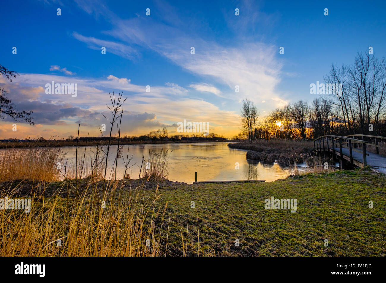 Sunset in Midden-Delfland, the area between Delft / The Hague and ...