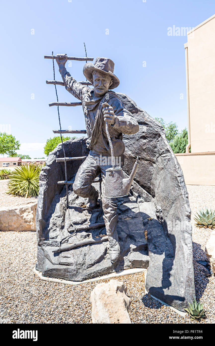 Jim (James Larkin) White sculpture, discoverer of Carlsbad Caverns ...