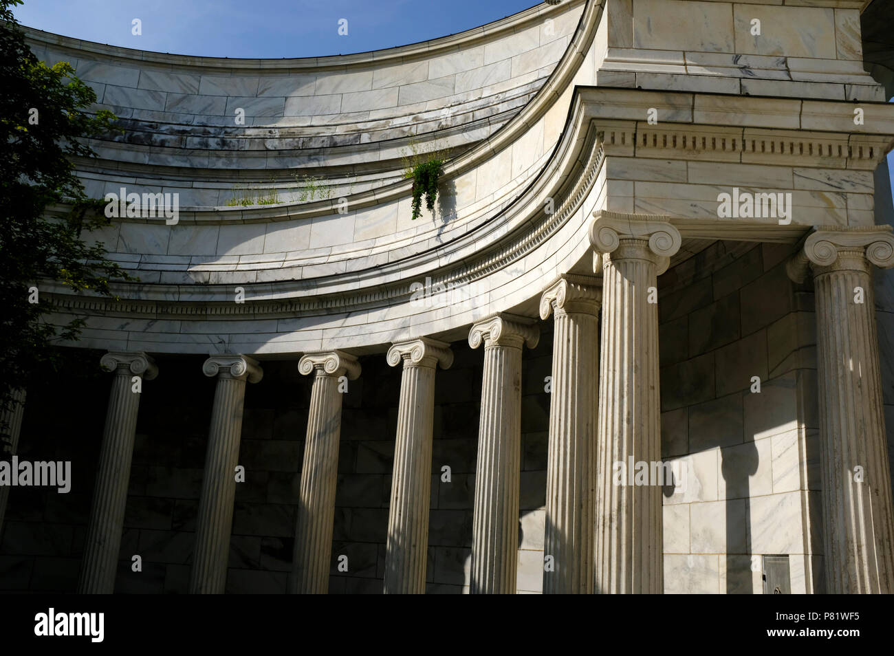 Closeup of interior of Warren G Harding Grave and Memorial, Marion ...