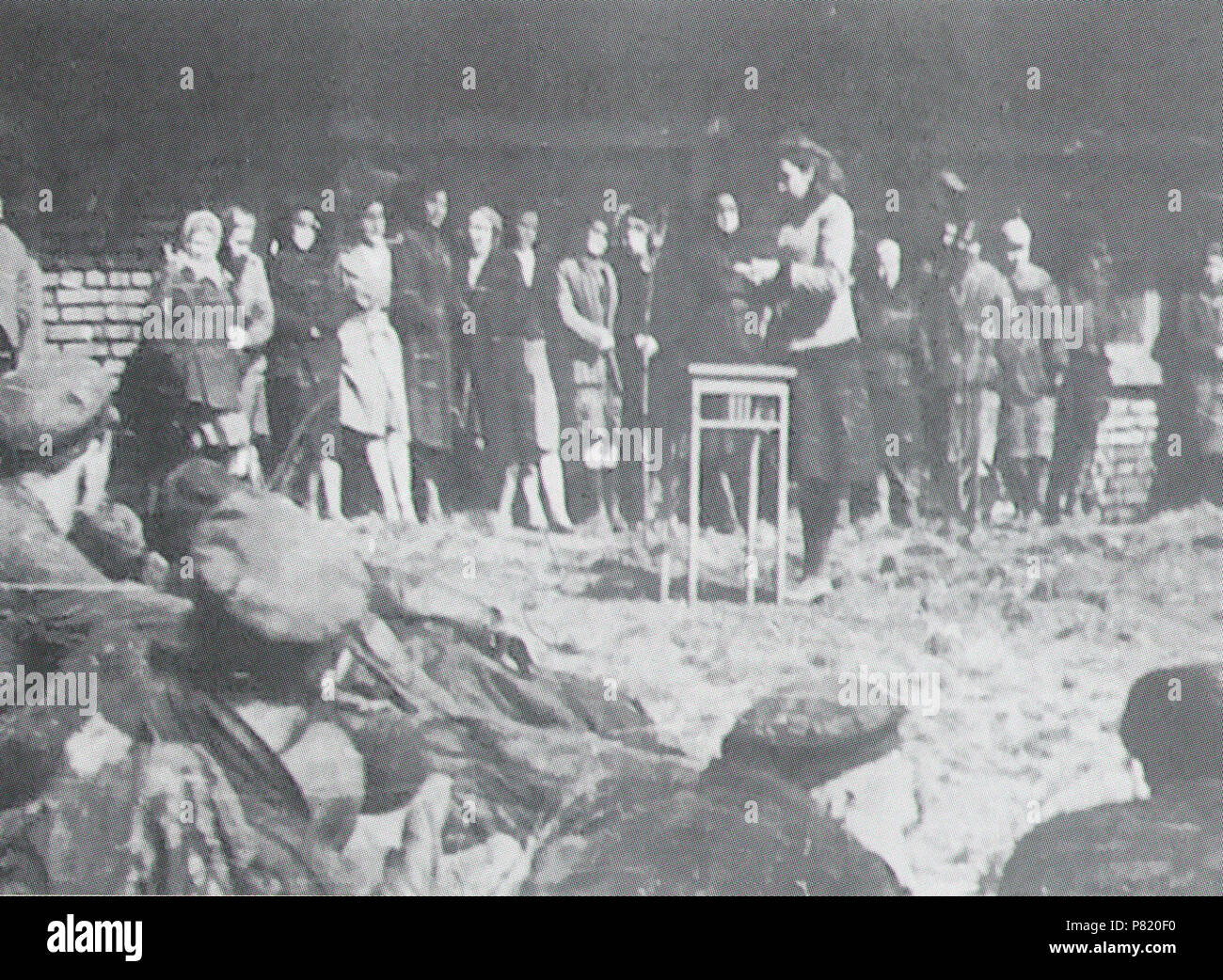 429 СУМЗ. Политинформация 1942 Stock Photo - Alamy