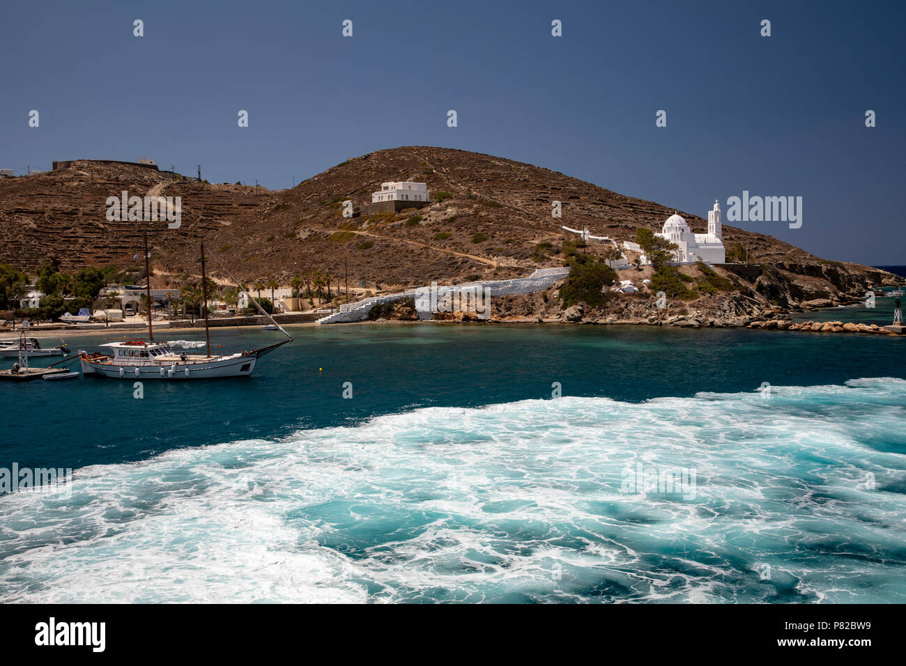Ios greece party hi-res stock photography and images - Alamy