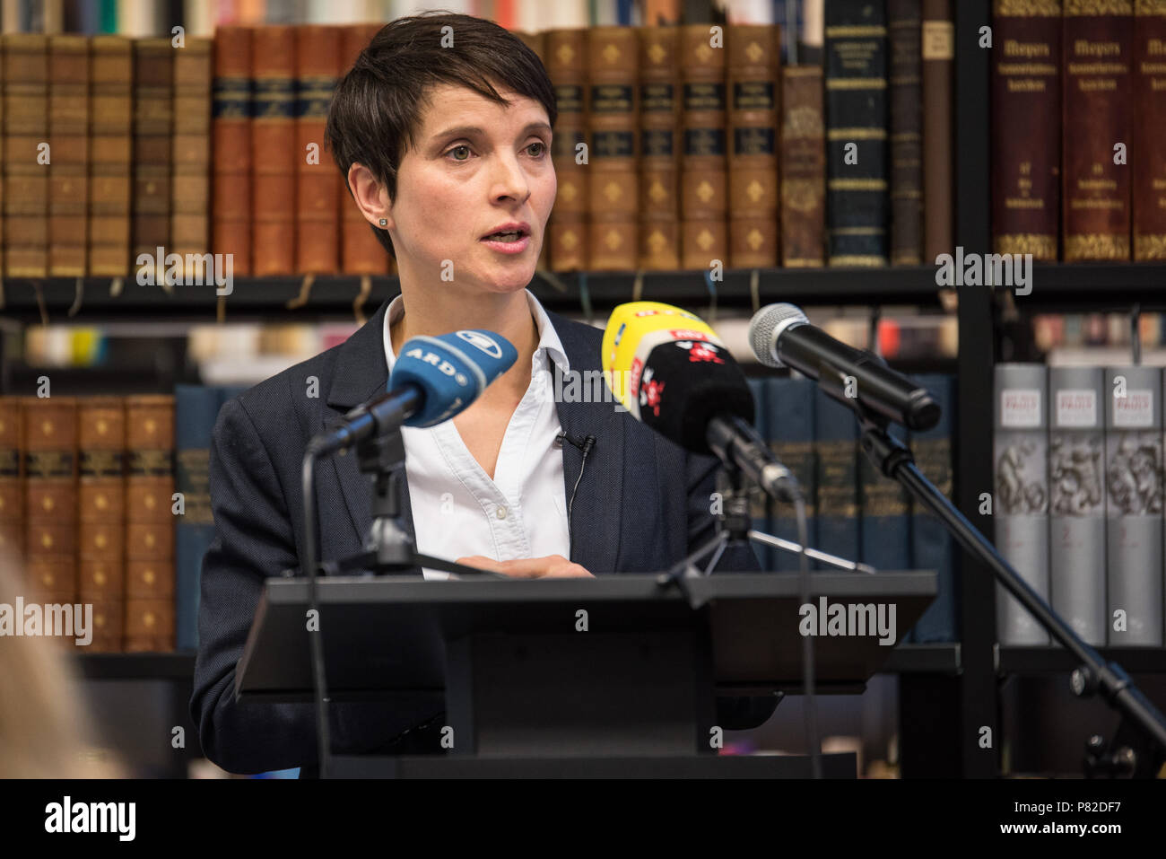 Frauke petry hi-res stock photography and images - Alamy