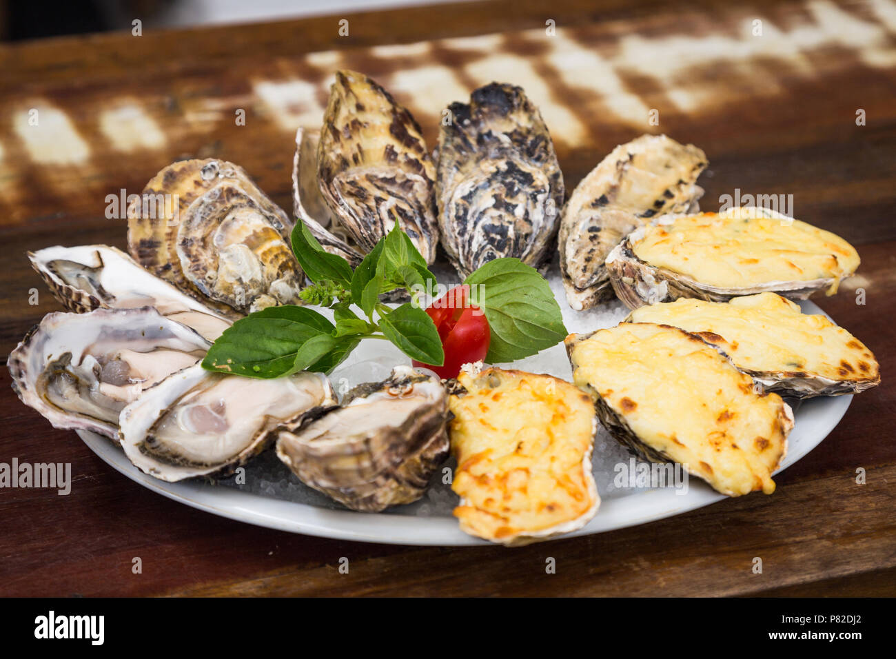Delicious Oyster food Stock Photo - Alamy