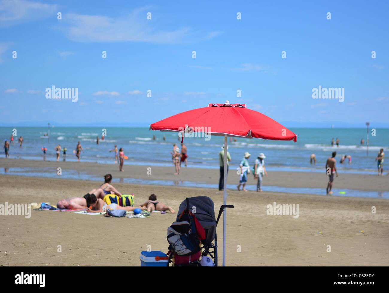 Life and fun on the beach Stock Photo - Alamy