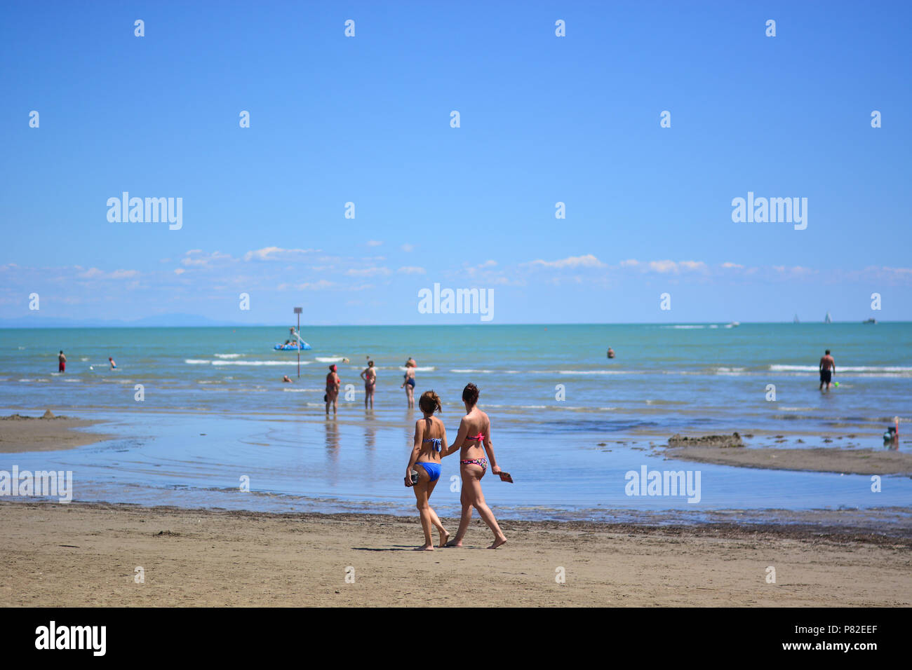Life and fun on the beach Stock Photo - Alamy